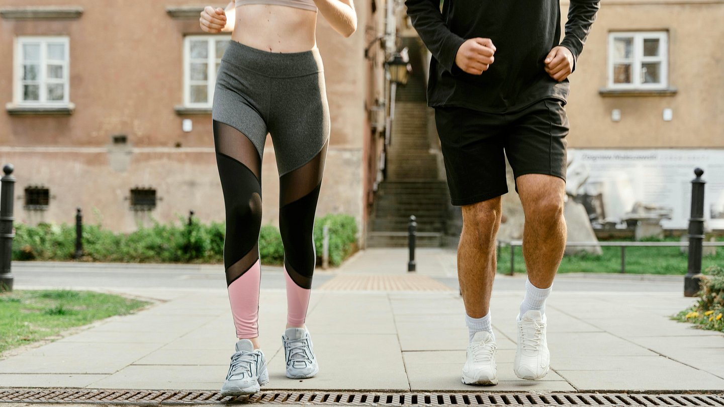 Create Multiple-Choice Questions for a Text - AI Generator Tool by Twee | Twee